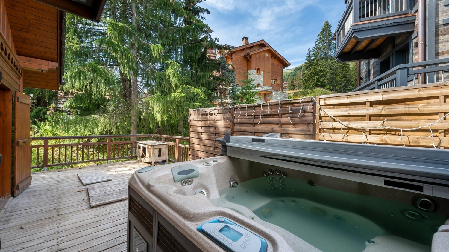 Chalet Bulle de Neige in , Bali (4 bedrooms) - Best Price & Reviews!